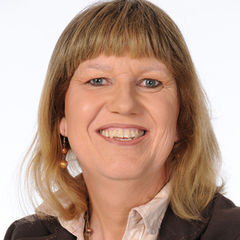 Kate Bygrave - Senior Design Manager - Bayt.com People