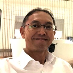 Zain Azrai Zainal Abidin - Chief Financial Officer - Bayt.com People